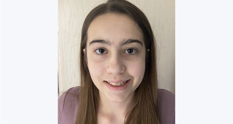 Headlines & Features