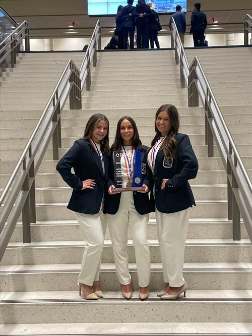 UHS school store named nation’s second best