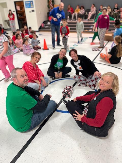 Collins Elementary / Homepage